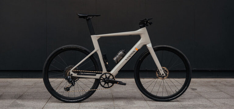 Canyon Roadlite:ON CF 9 LTD: E-Rennrad mit Fazua-Motor & SRAM AXS
